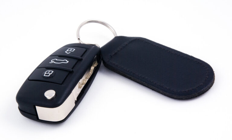 Vauxhall Mokka Key Fob Replacement: The Complete Owner’s Guide - Autoguide